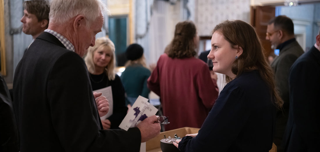 Contact – Alice Fry